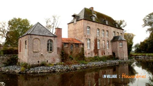 Le château et la famille du Chastel de la Howarderie