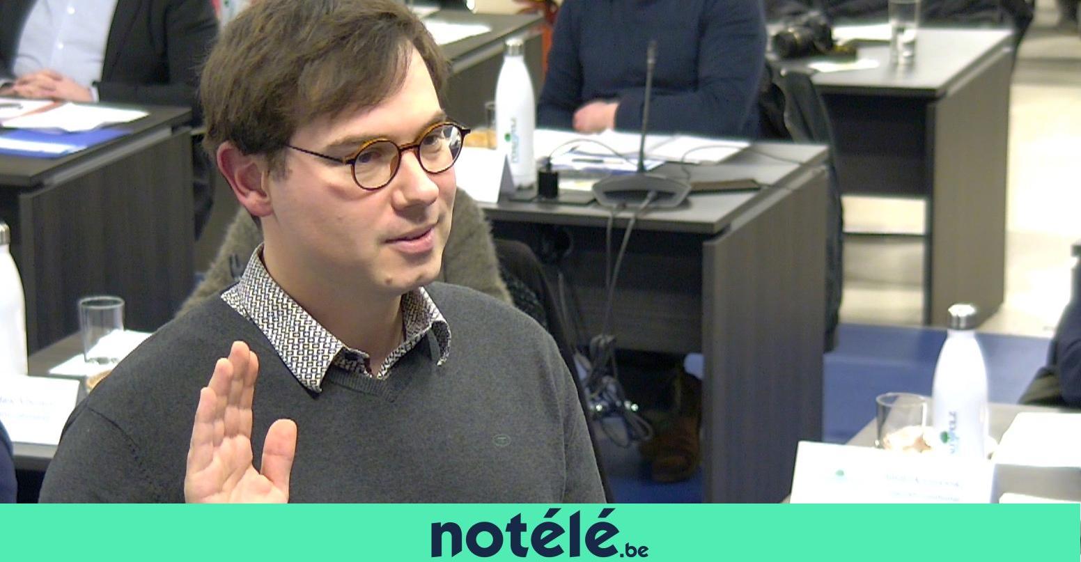 Conseil communal de Péruwelz : Simon Renard a prêté serment