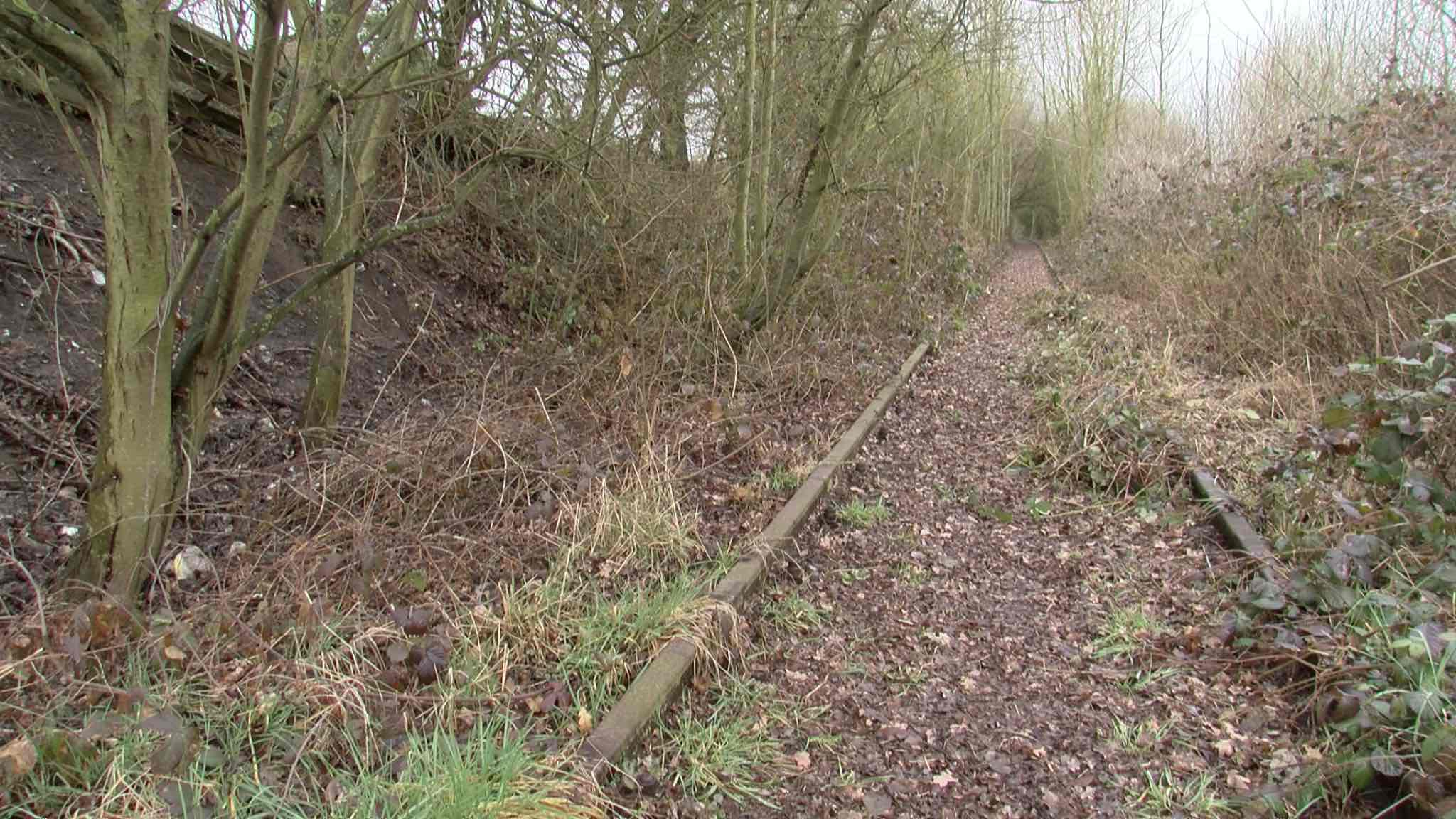 Frasnes: un pré-RAVeL sur l'ancienne ligne 86