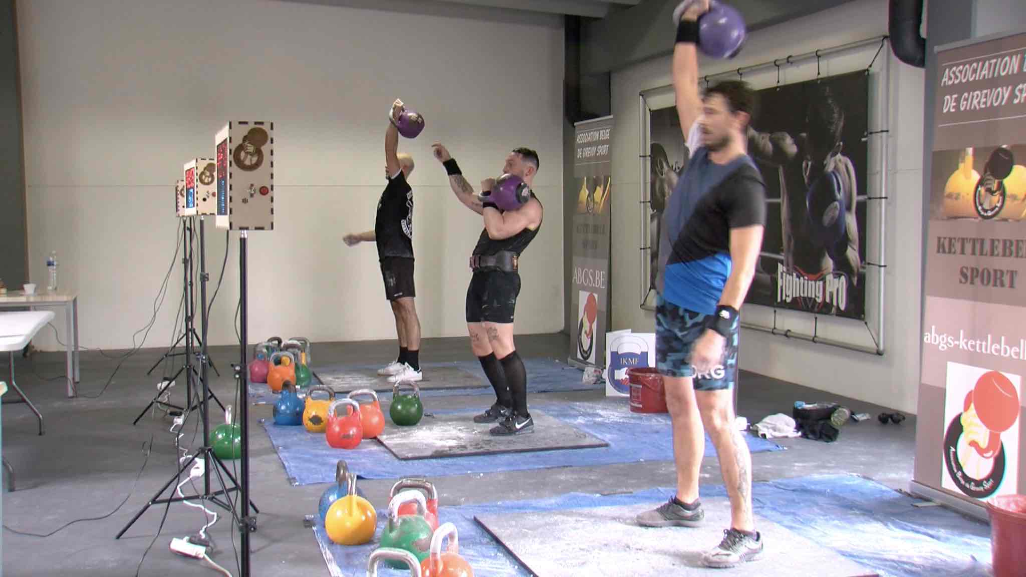 Kettlebell : compétition au Fitness Dynamic Center à Ath